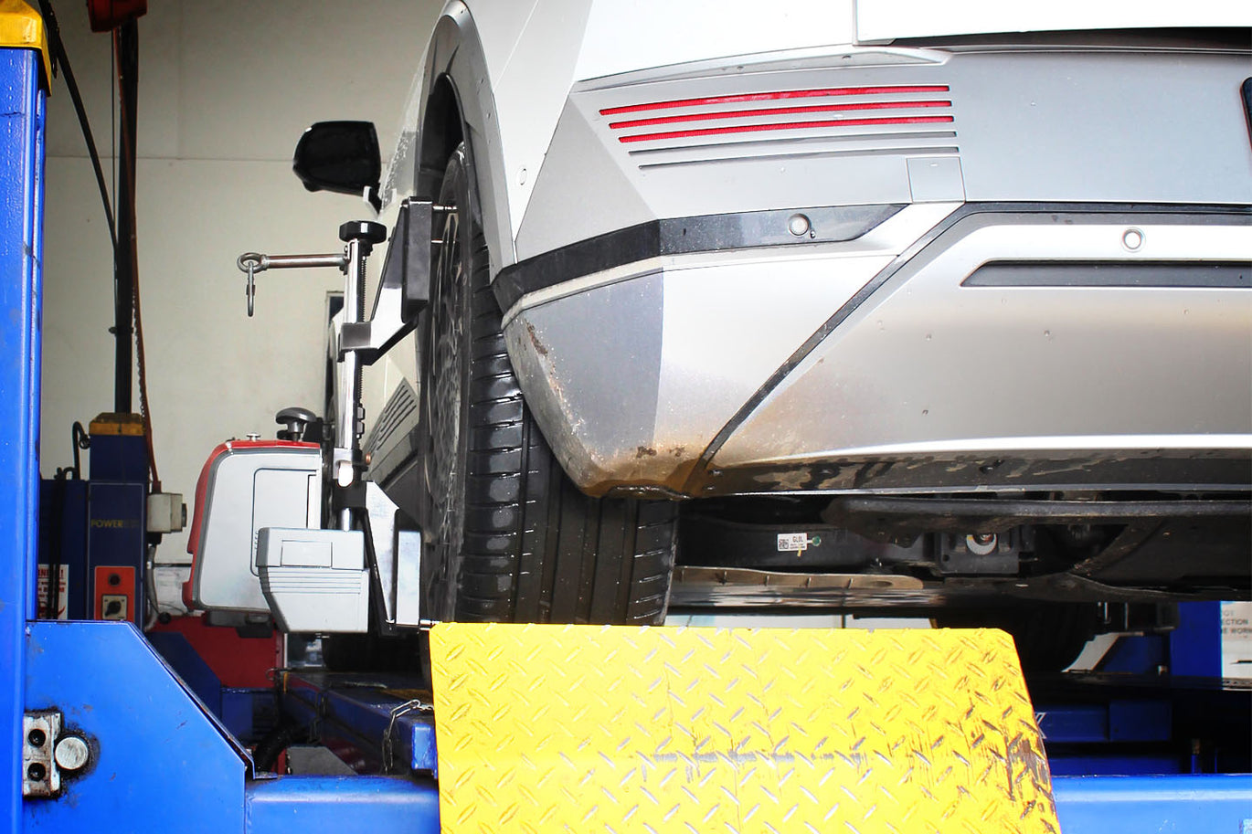 Wheel Alignment For Cars, SUVs & 4WDs